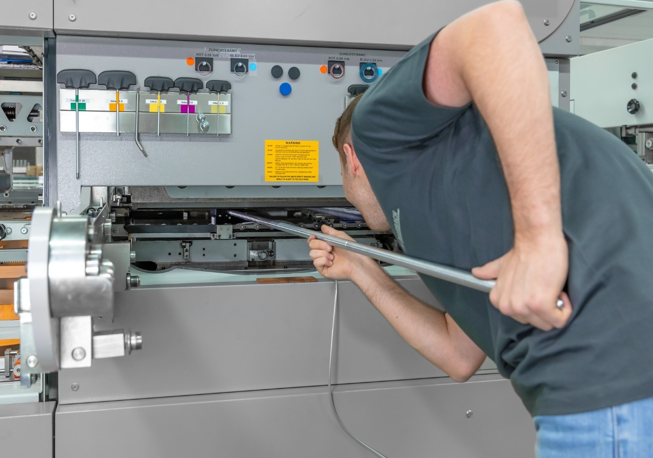mplaten|cleaner for efficient die-cutting processes.